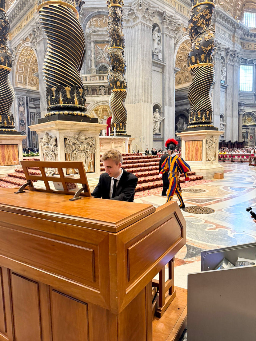 About Me - Paul Fey Organist – Paul Fey | Organist and Pianist